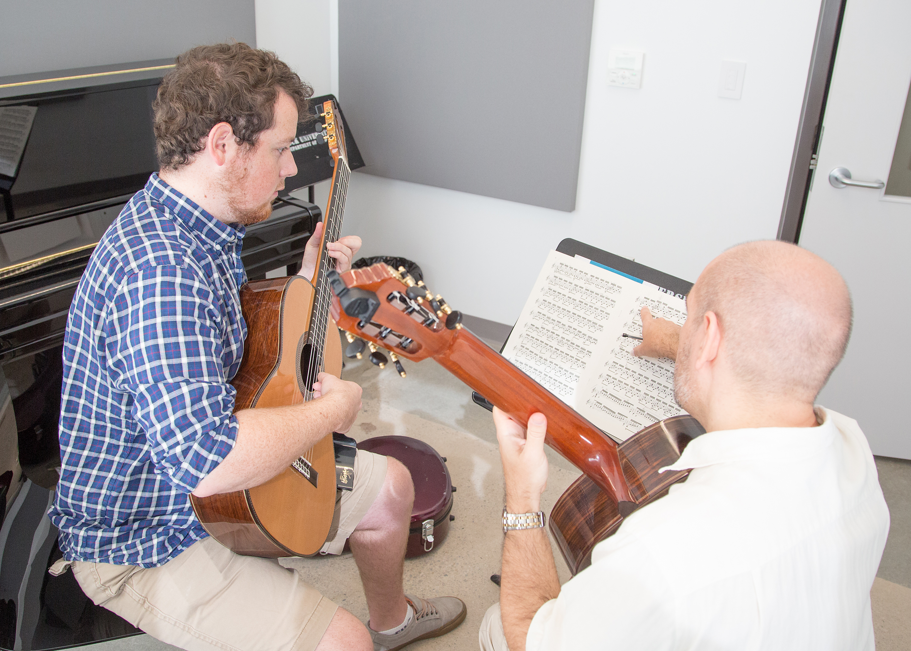 Guitar Lesson Brock Downtown Campus-15 – The Brock News