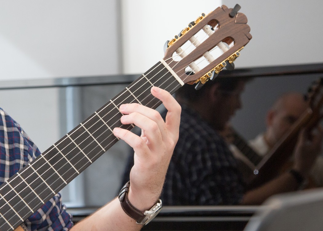 Guitar Lesson Brock Downtown Campus-8 – The Brock News