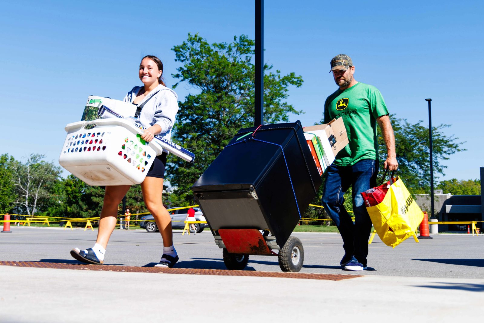 Thousands of Badgers to unbox school spirit during Move-in Weekend ...