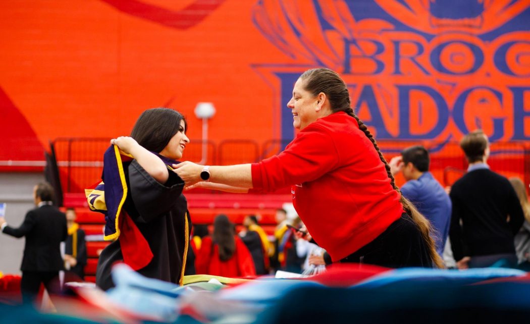 Faculty, staff volunteers needed for Spring Convocation – The Brock News